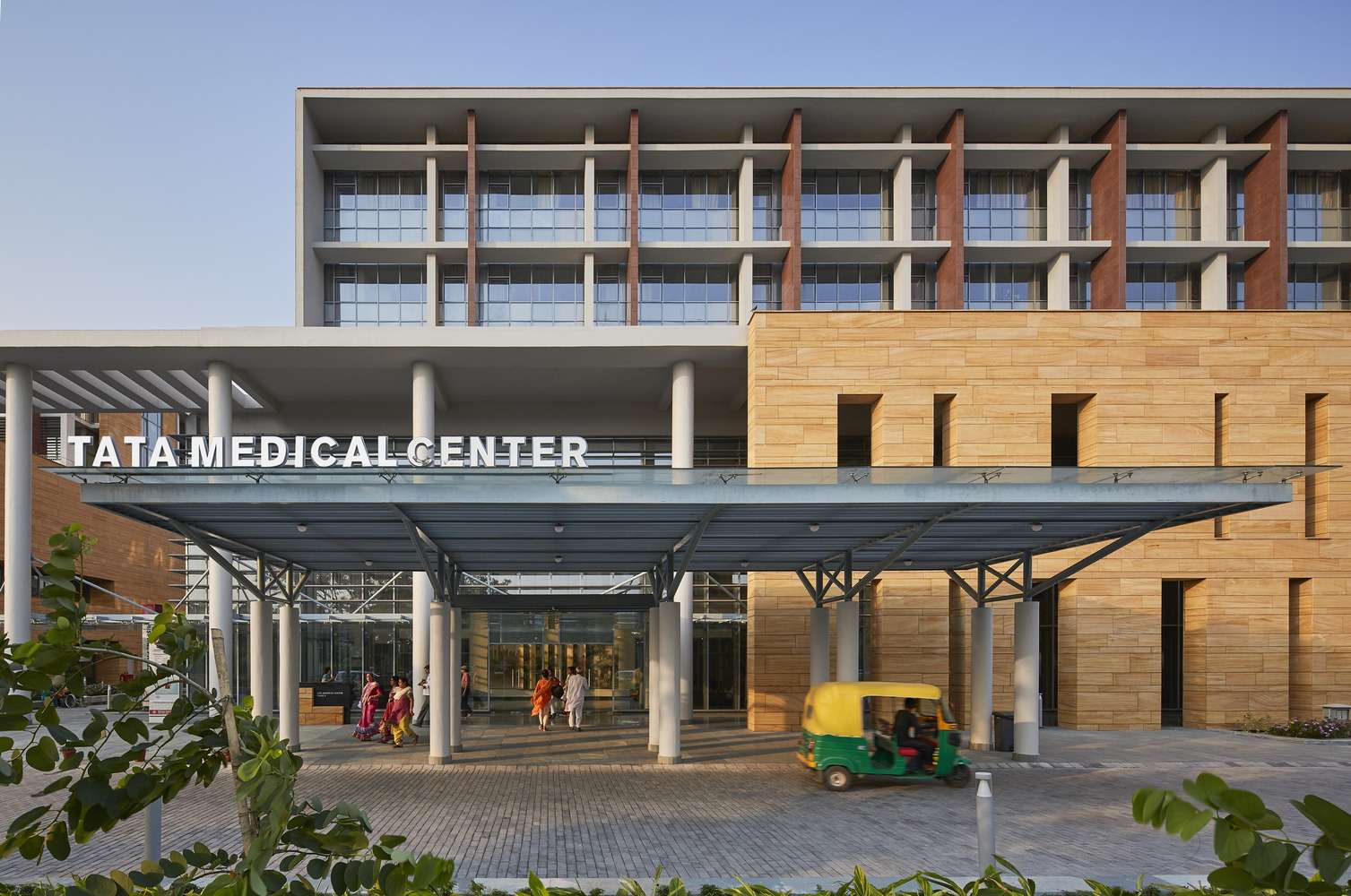 The Importance of Facades in Healthcare Facility Design - Turnkey Solutions
